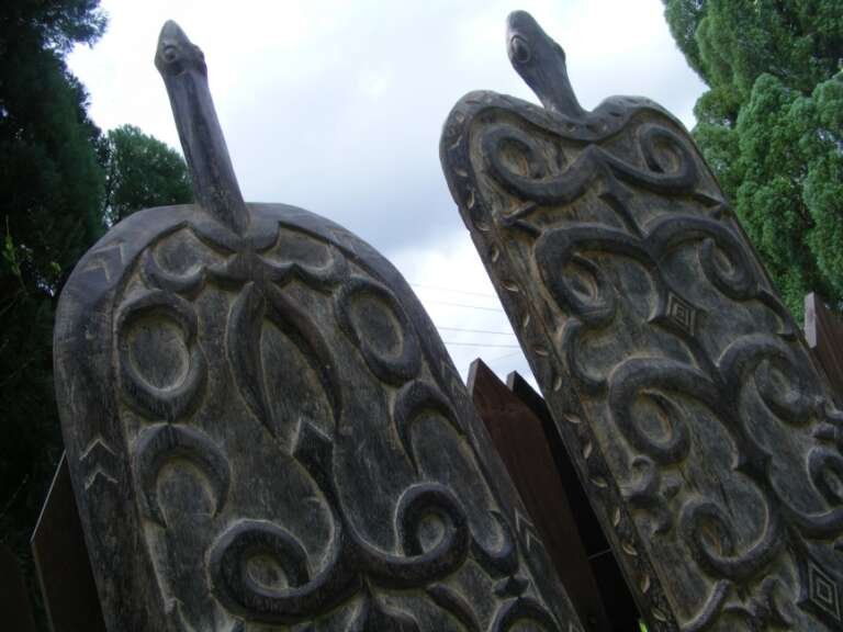 Asian Shield Hardwood Kayu Jati ARMOR wall and home deco design