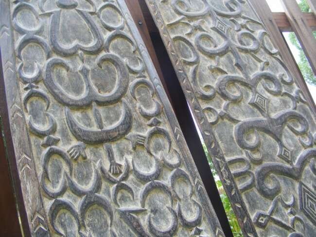 Asian Shield Hardwood Kayu Jati ARMOR wall and home deco design