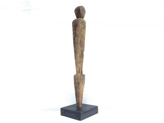 Weathered Outdoor Statue Ancestral Eroded Pole Icon Hardwood