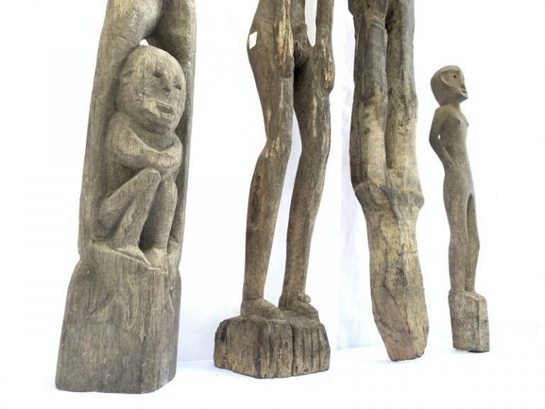 Primitive Art Figure FOUR ERODED STATUE Patung Kebahan Dayak Asia