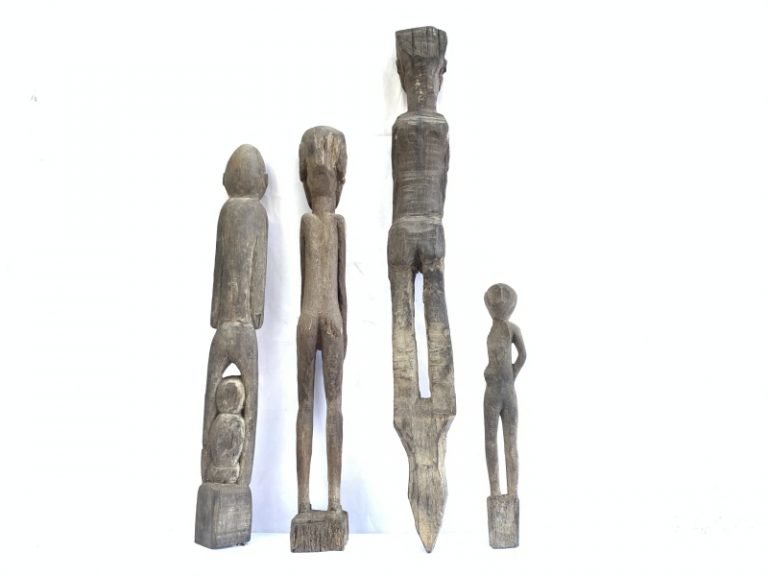Primitive Art Figure FOUR ERODED STATUE Patung Kebahan Dayak Asia