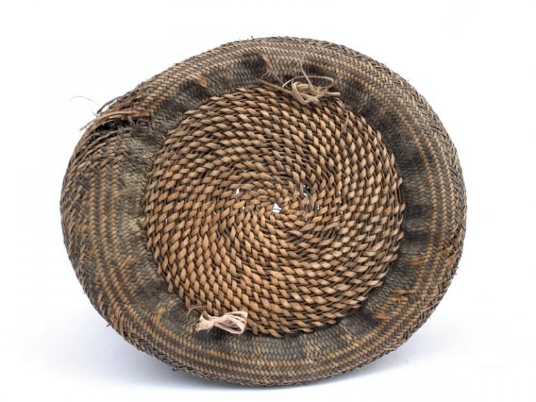 Woven 280mm Traditional Borneo Weaving Fiber Art Rattan Bag Asian