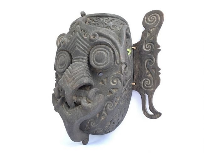 WALL MASK KENYAH DEMON MASQUE Dayak Borneo Wood Carving