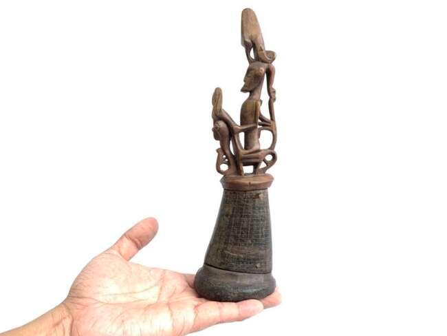 Batak Box Medicine Chamber Jewelry Container Statue Sculpture