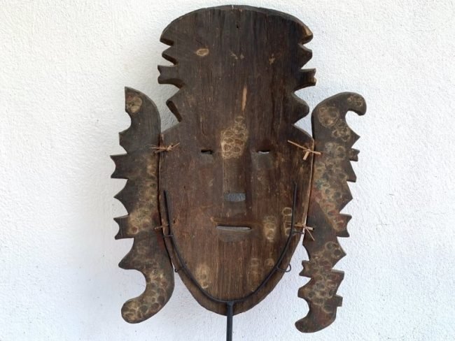 Dayak Mask Headhunter Tribal Face Sculpture Figure Figurine