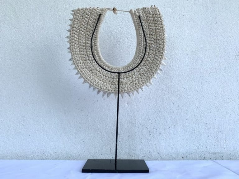 shell artwork Tribal Necklace Seashell Jewelry Home Hawaii Asian artifact