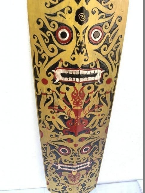 Wood Painting Native Armor Tribal Shield Headhunter Borneo carving