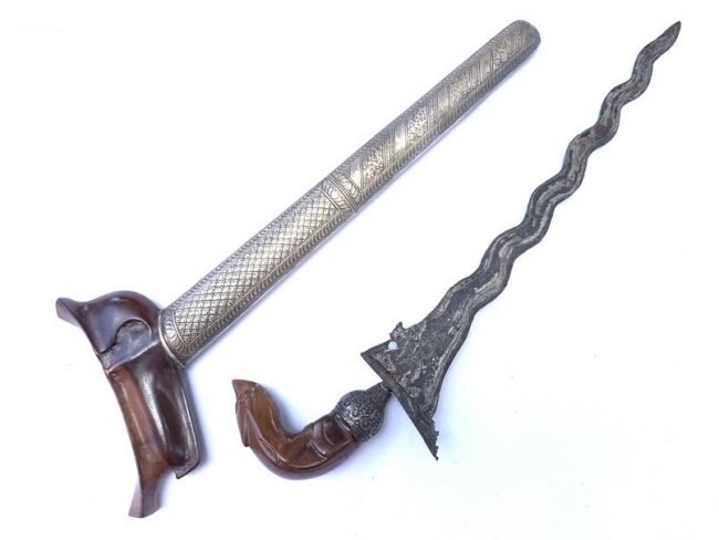 SILVER DAGGER ASYMMETRICAL Old Kris Keris Silver Knife Sword