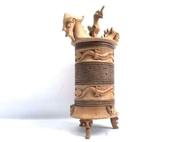 INDONESIAN BOX Tribal Container Jar Oceanic Art Statue Sculpture